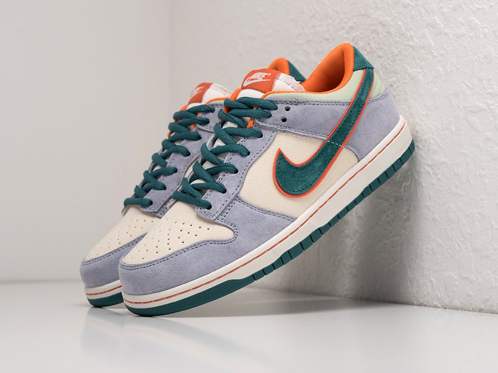 NIKE SB DUNK LOW DIFFERENT COLOR — Купить кроссовки Nike в интернет ...